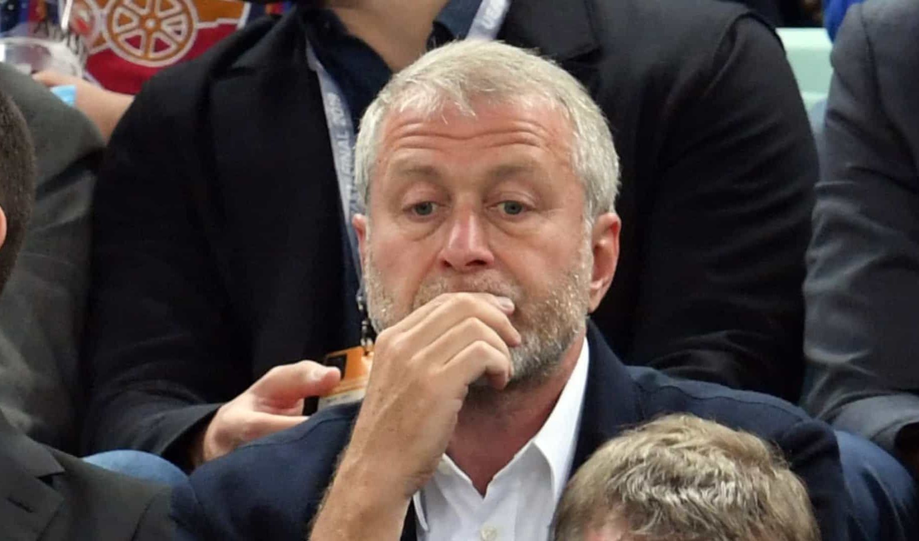 Chelsea fans sing for Roman Abramovich at Man City game