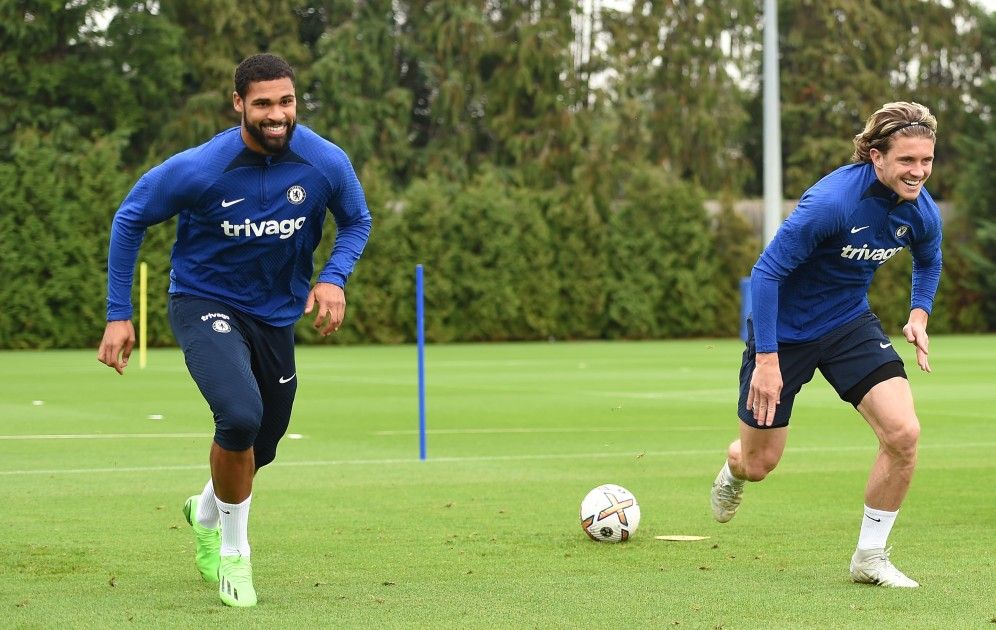 Graham Potter re-uses same nice midfield trio that beat Wolves ...