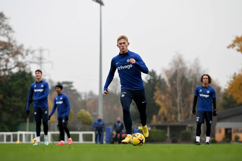 (Images): A bunch of U21 stars spotted in Chelsea senior training again ...