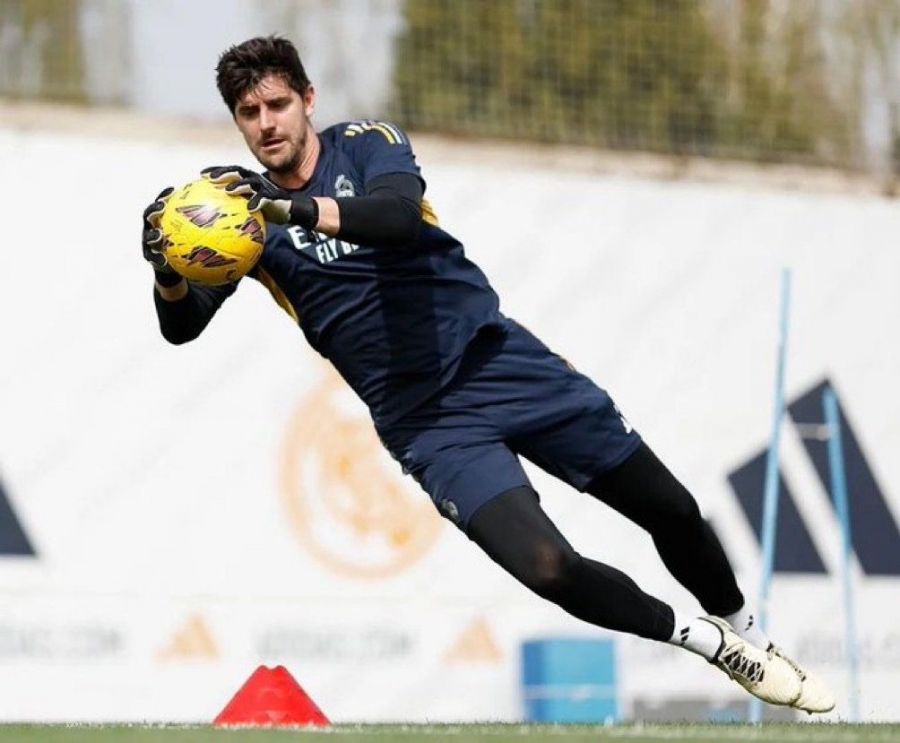 Chelsea about to sign next Thibaut Courtois, Mike Penders