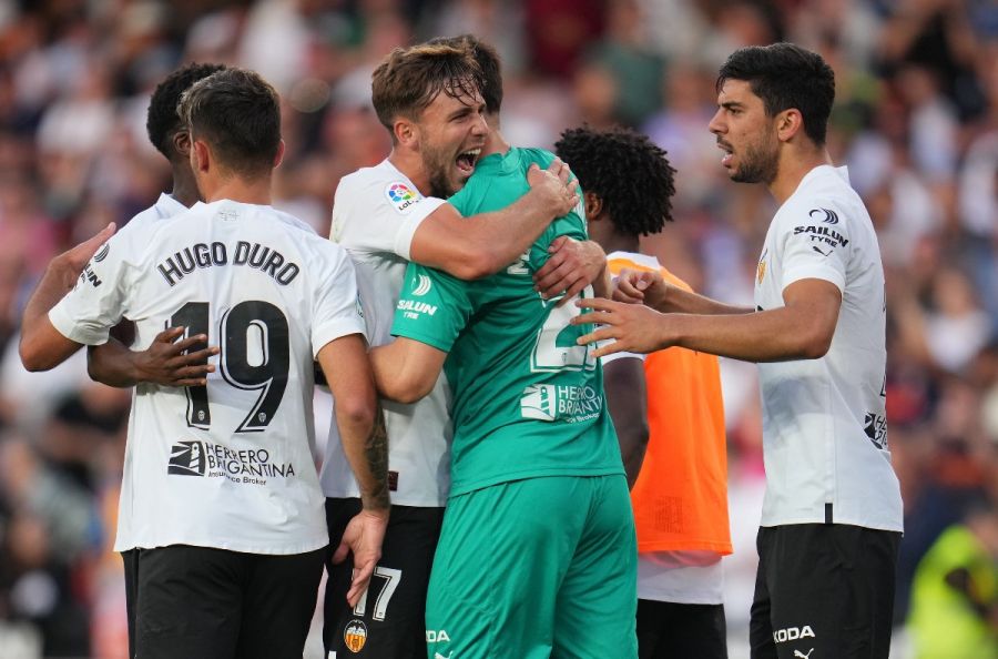 Chelsea still appreciate Valencia goalkeeper Giorgi Mamardashvili