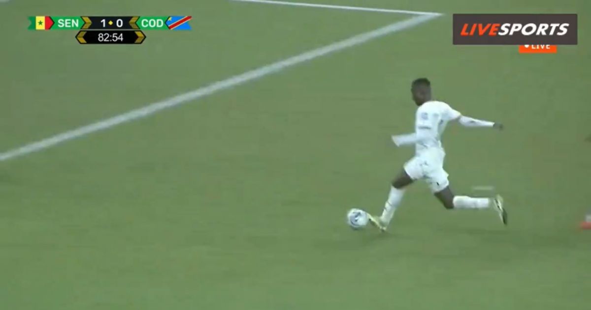 Latest horrible Jackson miss reminds us why Chelsea need striker signing