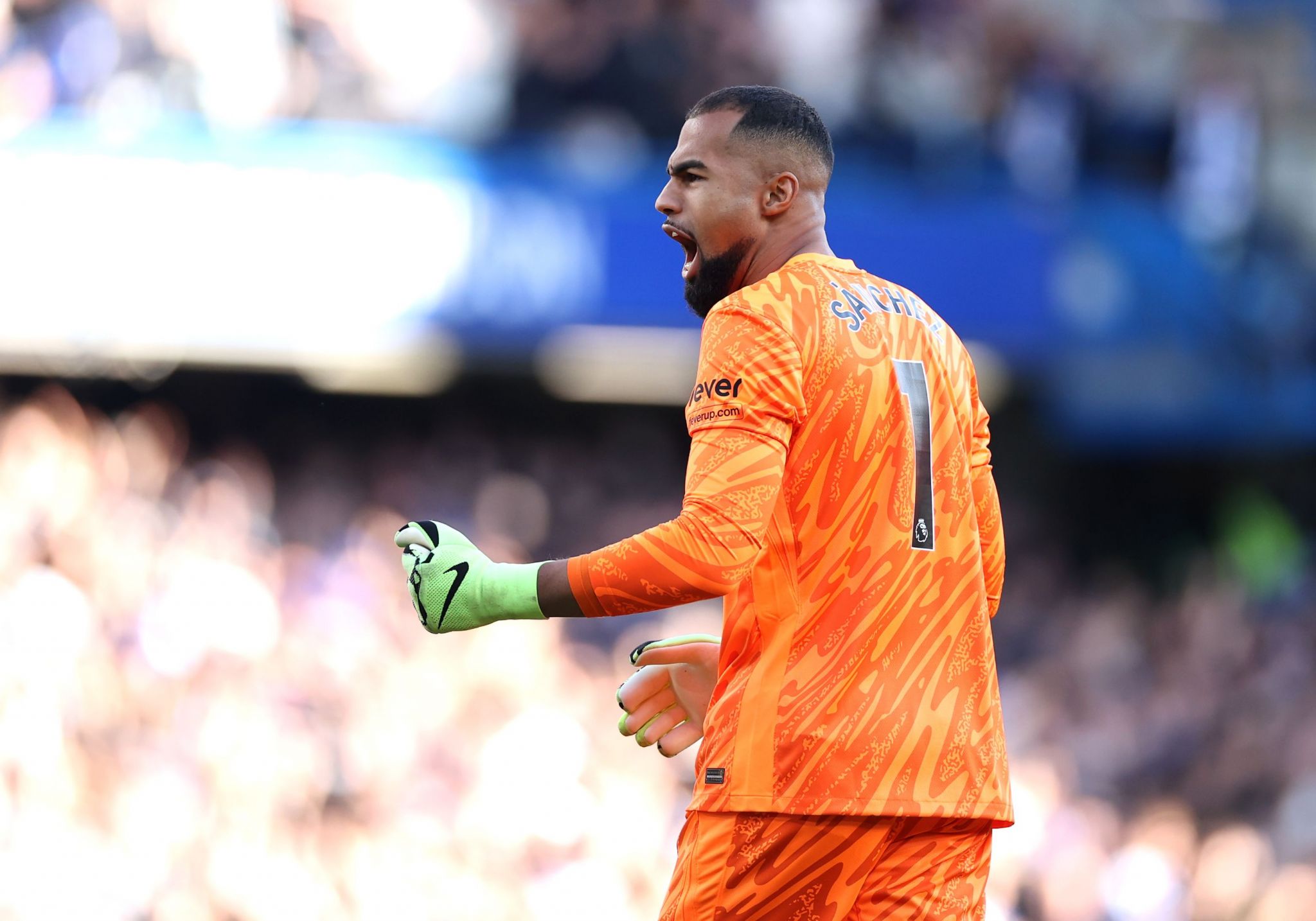 Enzo Maresca defends under Robert Sanchez in passionate answer