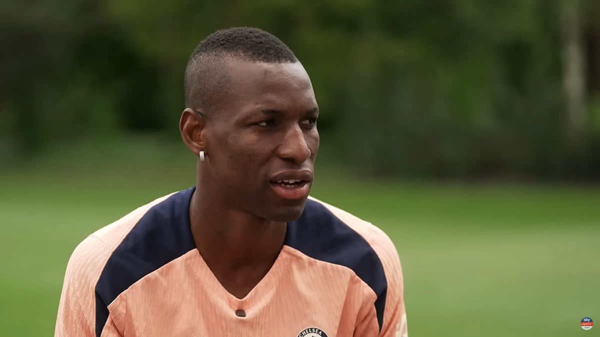 Latest exclusive makes sale of Nicolas Jackson seem a little more likely