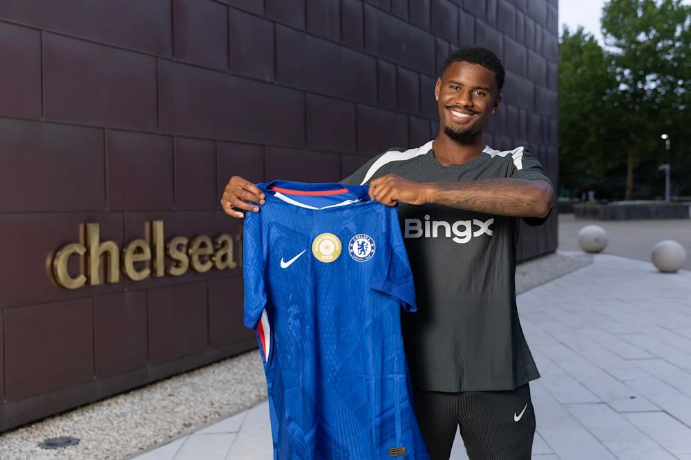 OFFICIAL: Chelsea confirm Jorrel Hato signing to fill important squad gap