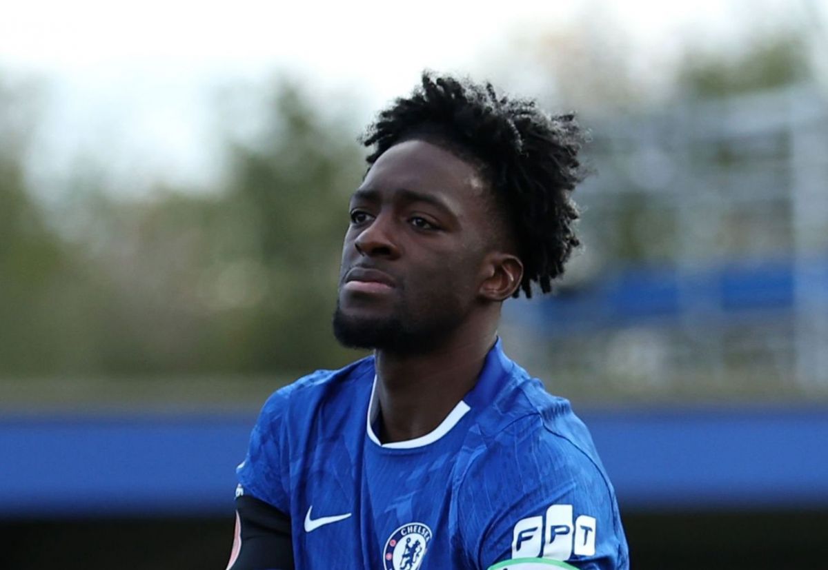 Lyon in talks with Chelsea's Axel Disasi over January loan move