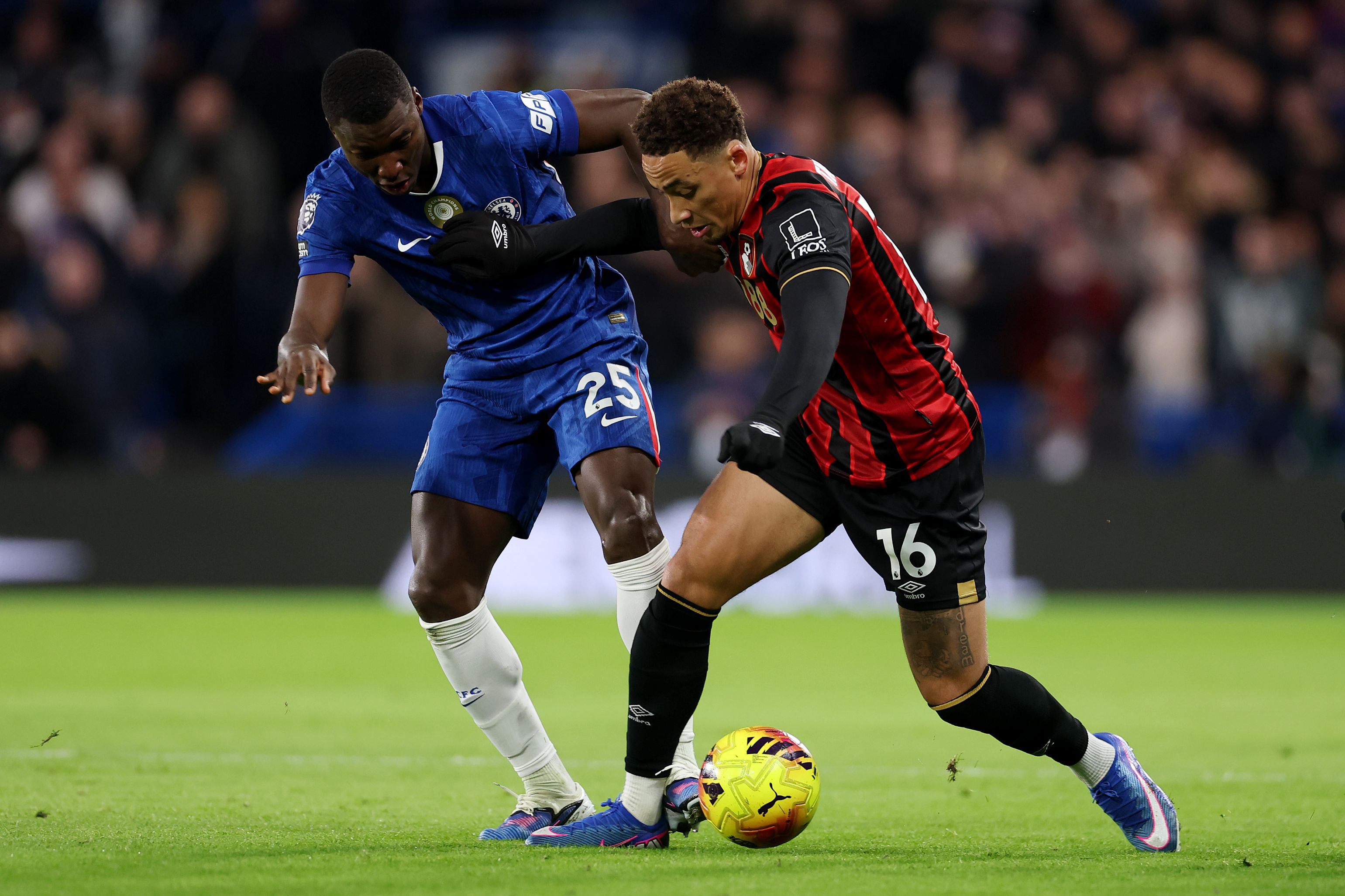 Match Report: Chelsea concede two long throws in 2-2 draw